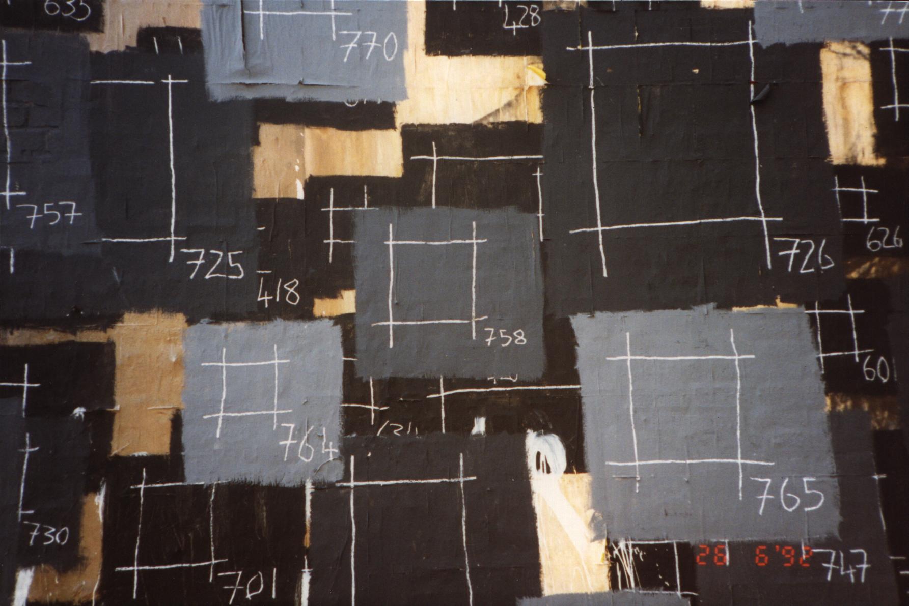 Hash mark chalk tag graffiti street art, Bristol, United Kingdom (UK).